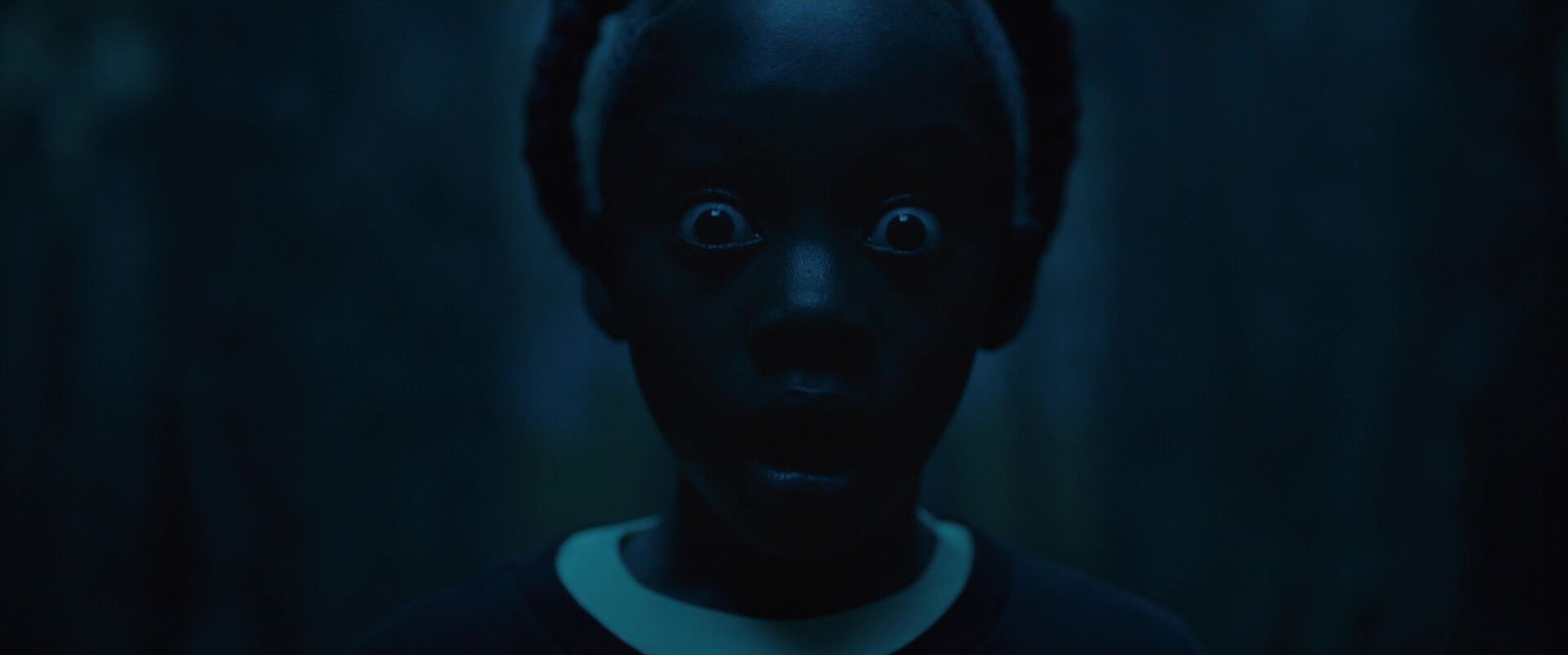 How Strong Lighting Techniques In Film Enhances Mood & Atmosphere